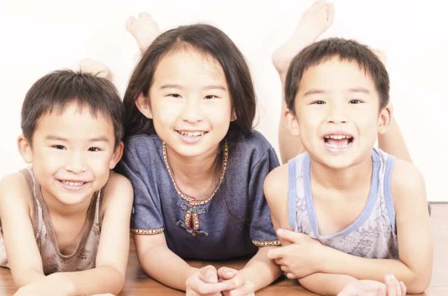 15 Fakta Anak Kedua yang Perlu Ortu Ketahui - Hello Sehat