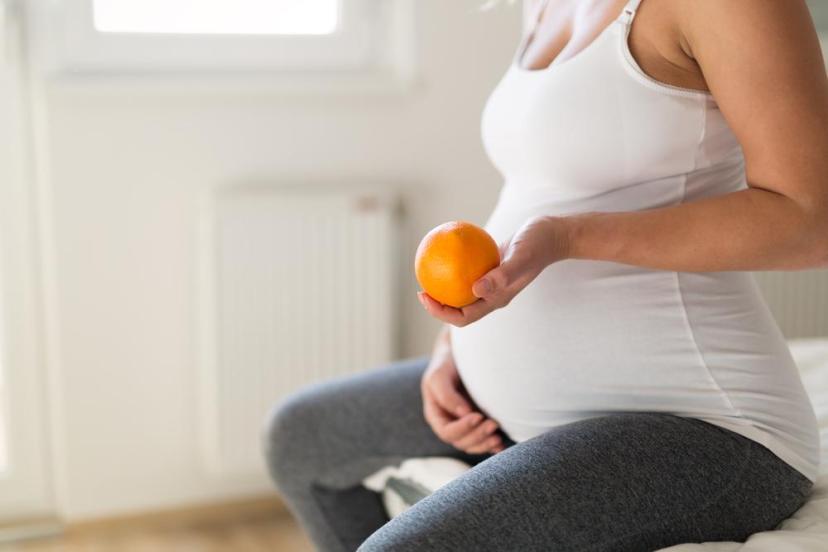 7 Manfaat Jeruk Untuk Ibu Hamil Dan Perkembangan Janin Hello Sehat