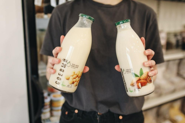 5 Manfaat Susu Almond untuk Ibu Menyusui | Hello Sehat 5 Manfaat Susu Almond untuk Ibu Menyusui | Hello Sehat