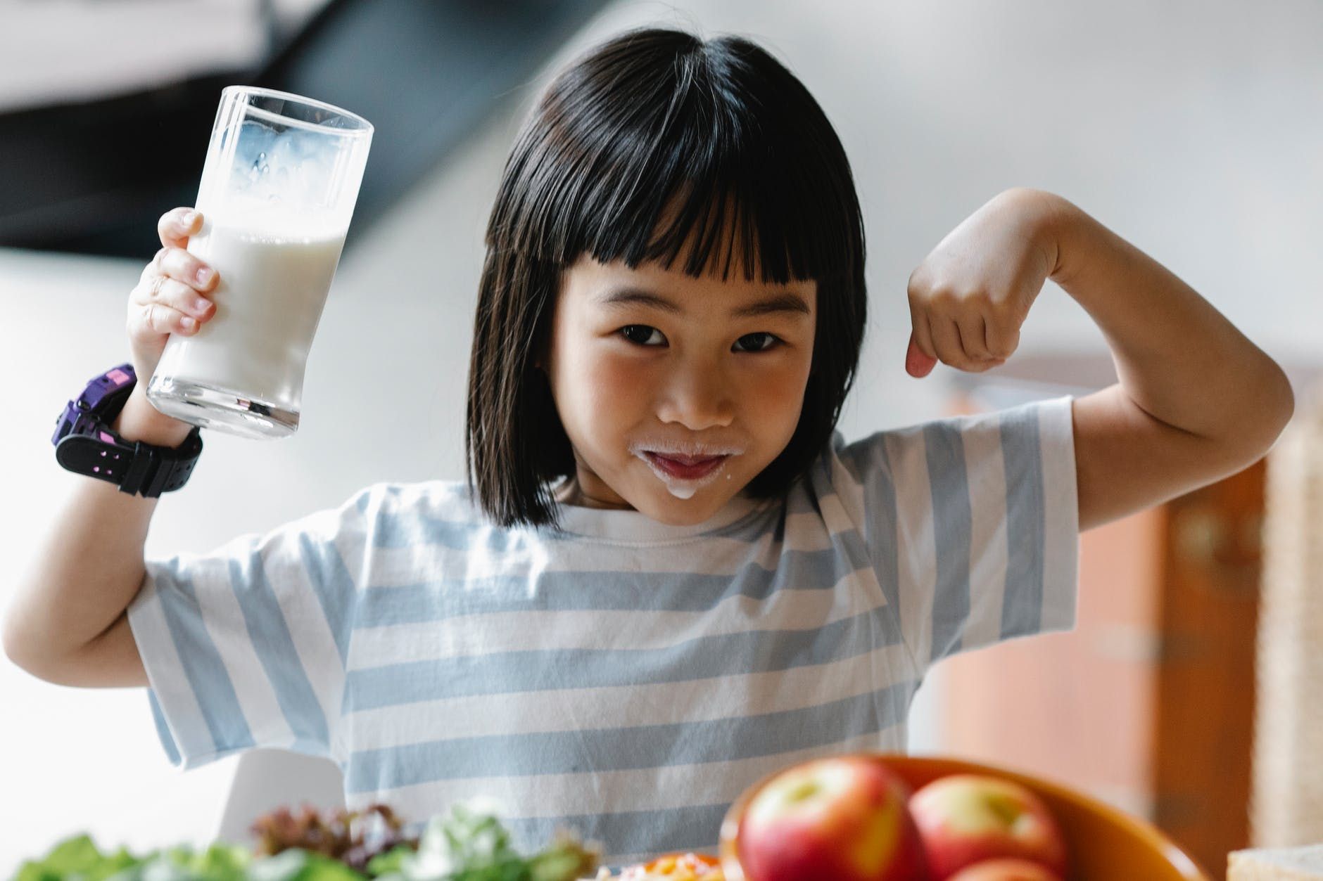8 Merek Susu UHT Terbaik untuk Dikonsumsi • Hello Sehat