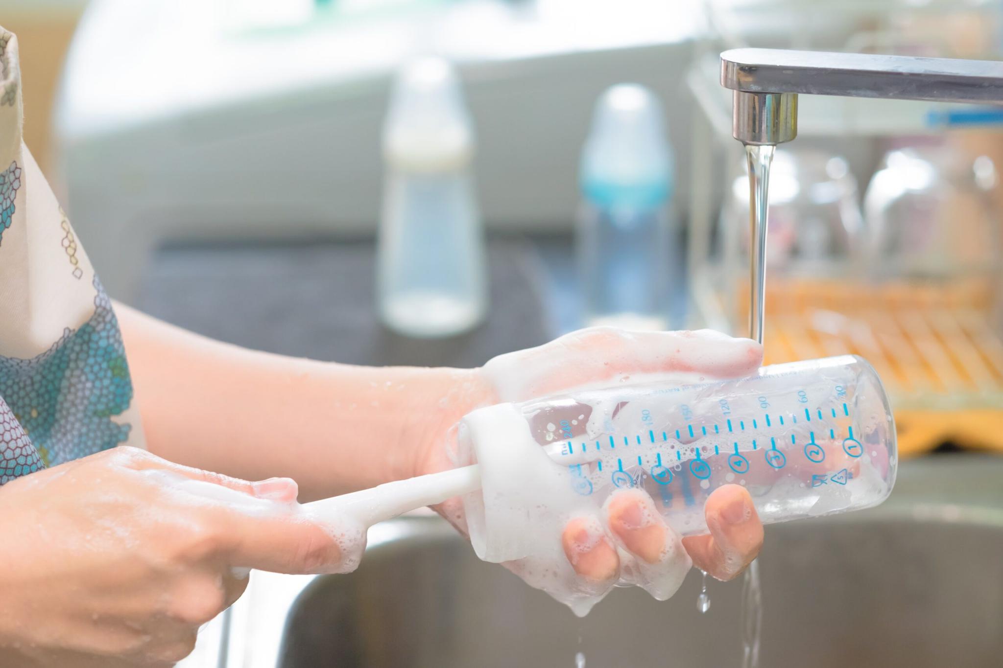 10 Rekomendasi Sabun Cuci Botol Bayi Food grade Terbaik • Hello Sehat