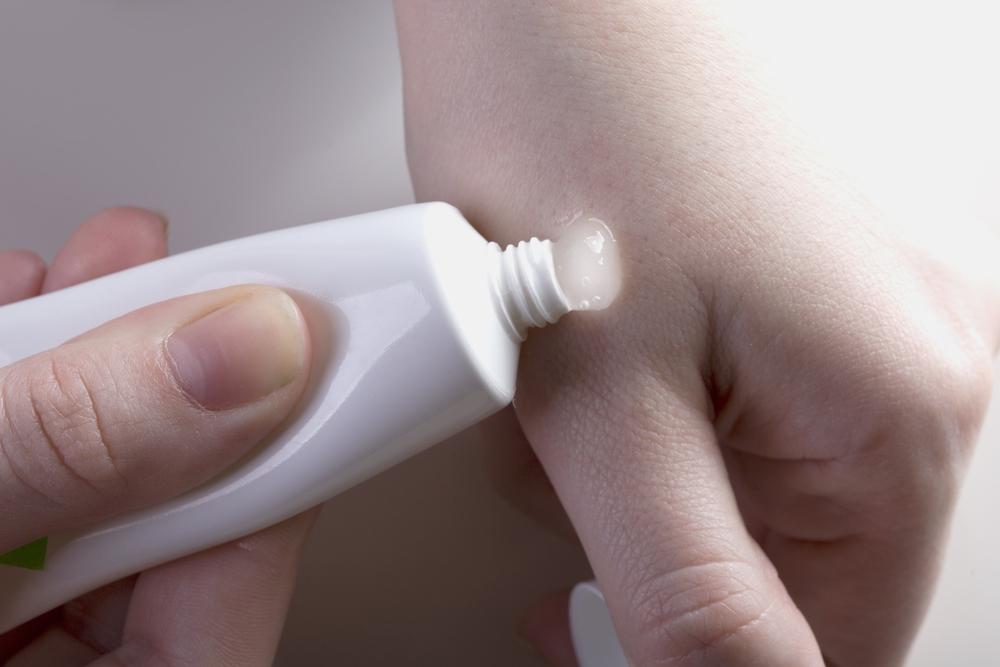 Estrogen Topikal: Kegunaan, Dosis, dan Efek Sampingnya | Hello Sehat