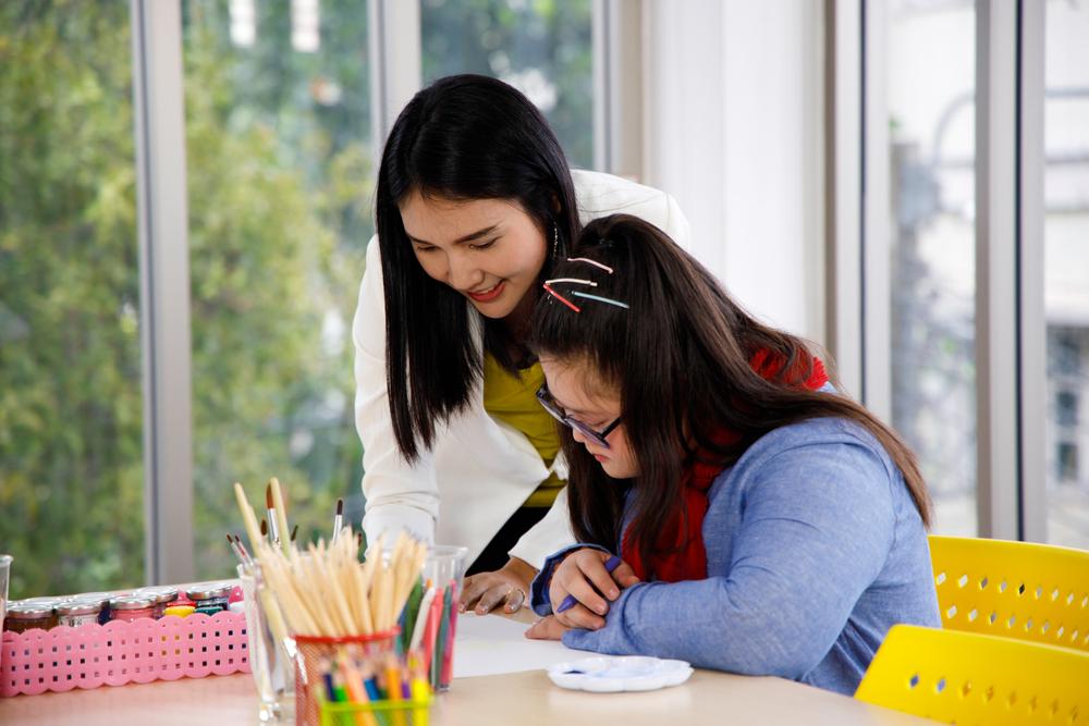 5 Terapi Anak Down Syndrome, Apa Saja? | Hello Sehat