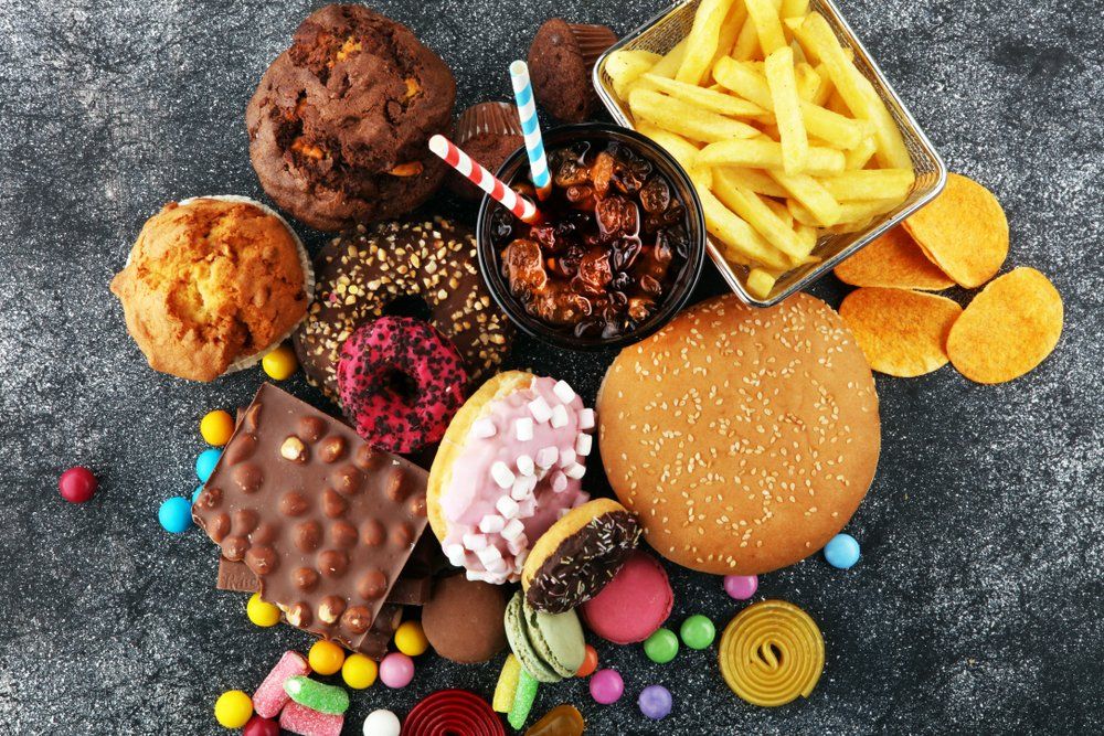 5 Pantangan Makanan untuk Penyakit Prostat | Hello Sehat