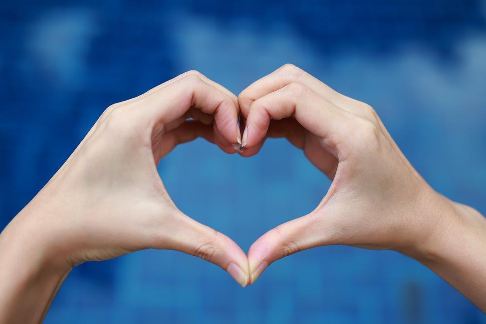 Schamroth Window Test, Tes Jari untuk Deteksi Kanker Paru - Hello Sehat