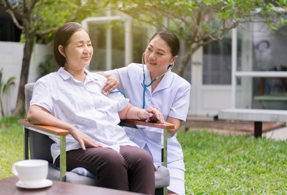 Membedakan Suara Napas Normal dan Napas Tambahan - Hello Sehat