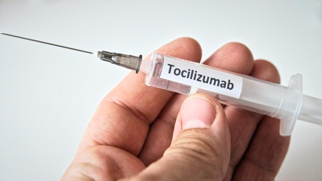 Tocilizumab: Kegunaan, Dosis, dan Efek Samping - Hello Sehat