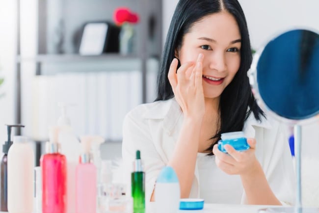 Urutan Pemakaian Skincare Yang Benar Jangan Keliru
