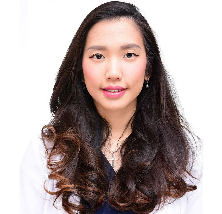 drg. Jennifer Surja, Sp.KGA, Hello Sehat