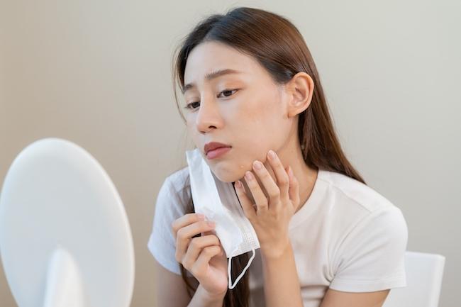 Iritasi Kulit Wajah: Obat, Penyebab, Gejala, dll. - Hello Sehat