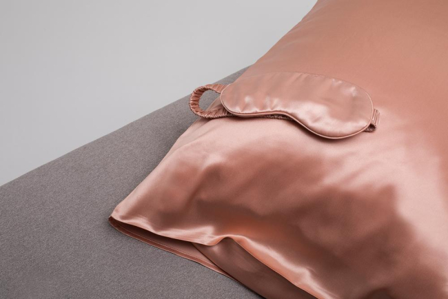 11 Cara Meluruskan Rambut secara Alami - Hello Sehat