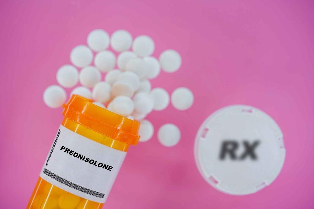 Prednisolon: Kegunaan, Dosis, Efek Samping, dll - Hello Sehat