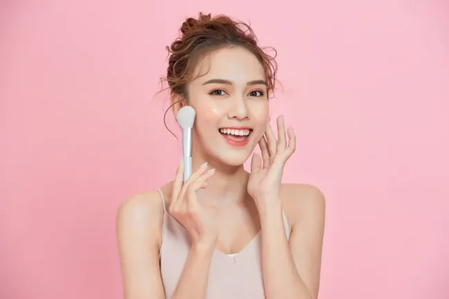 10 Merk Brush Make-Up Terbaik, Bikin Riasan Lebih Profesional