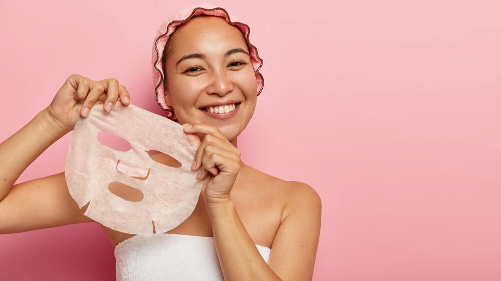 10 Sheet Mask Terbaik dan Bagus Bikin Kulit Wajah Cerah