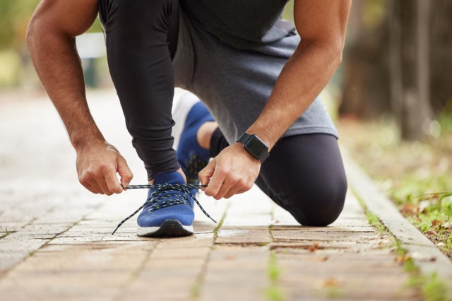 10 Sepatu Running Terbaik dan Nyaman untuk Olahraga