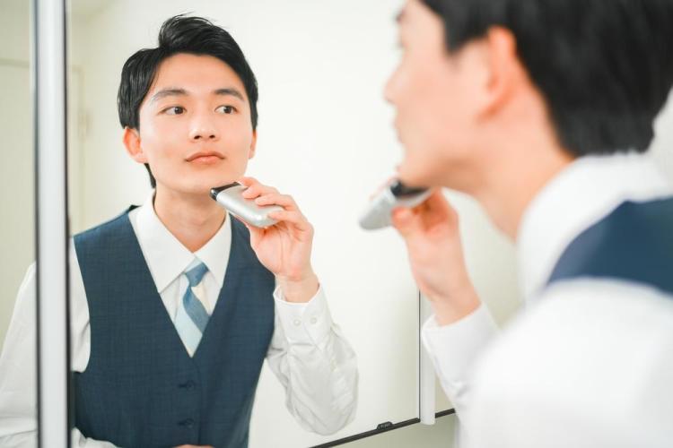 10 Rekomendasi Alat Cukur Jenggot Terbaik - Hello Sehat