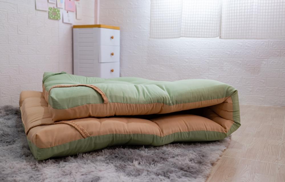 10 Rekomendasi Kasur Lipat Terbaik, Mudah Dibawa Bepergian