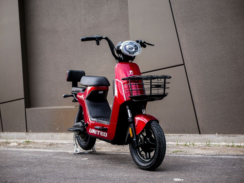 10 Sepeda Listrik Terbaik dengan Harga Terjangkau - Hello Sehat