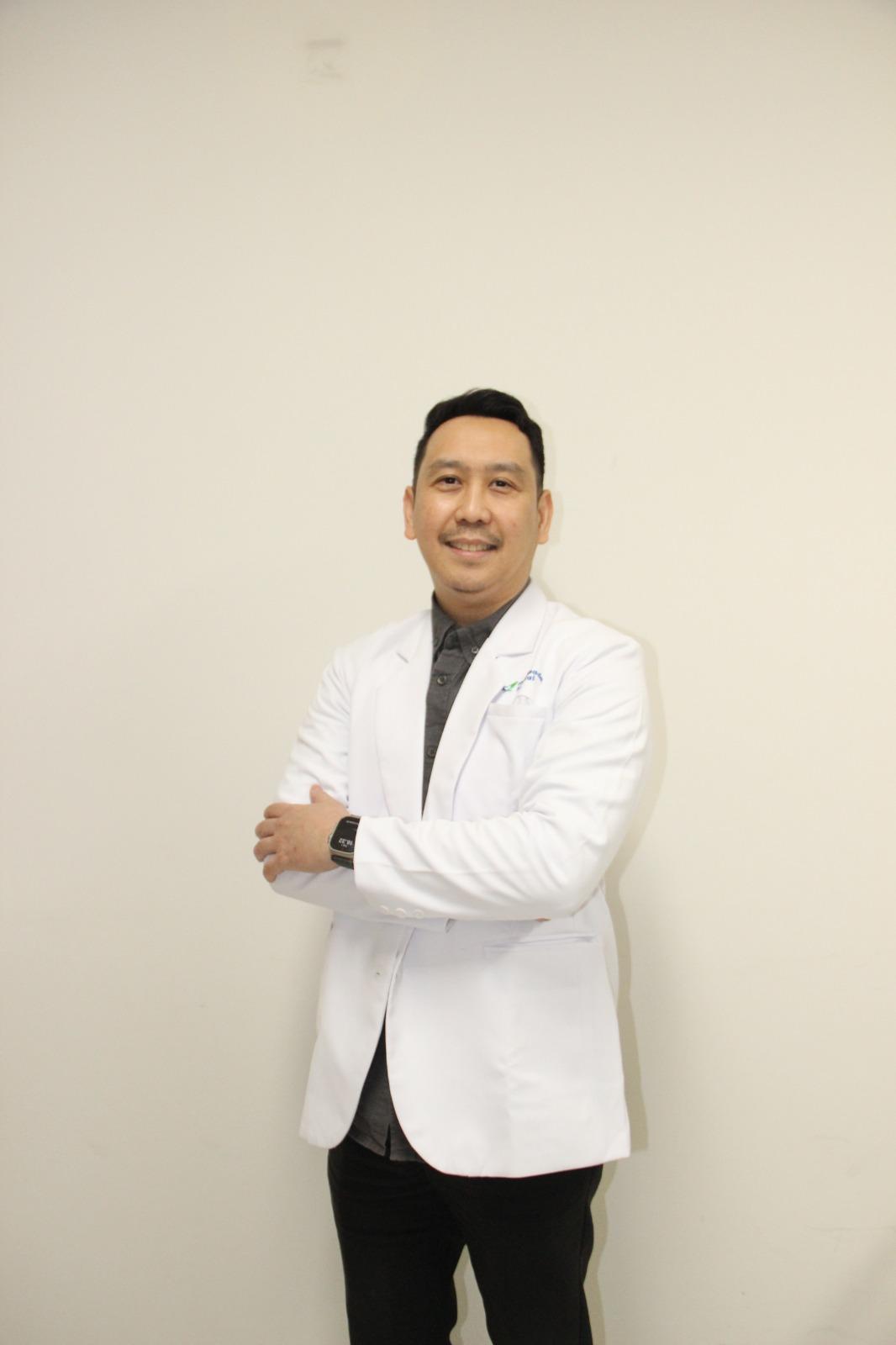 dr. Vireza Pratama, Sp.JP, FIHA - Hello Sehat