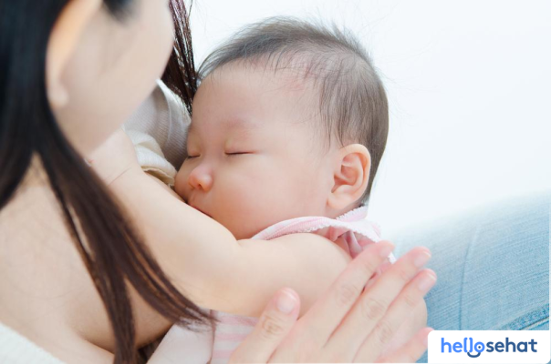 5 Cara Pelekatan Menyusui yang Benar dan Cirinya yang Salah