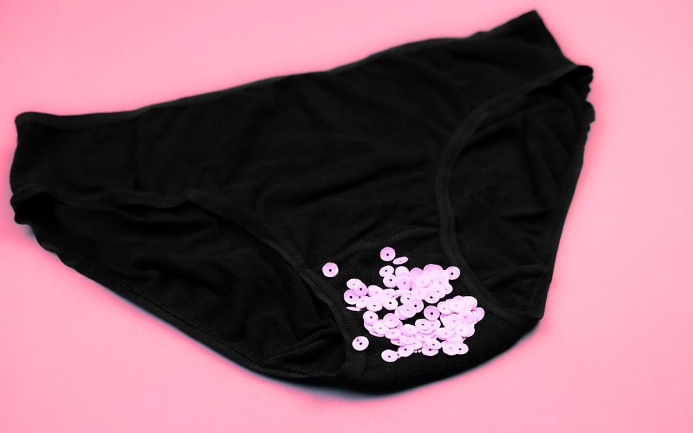 8 Penyebab Keputihan Warna Hitam, Perlukah Khawatir?