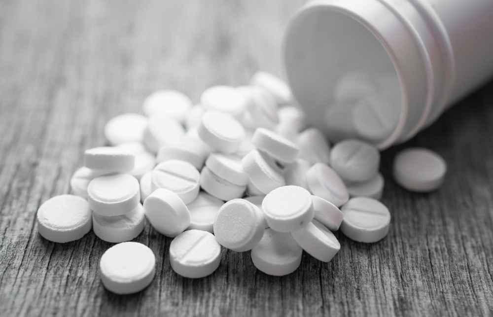 Metamfetamin: Kegunaan, Dosis, Efek Samping, dll. - Hello Sehat