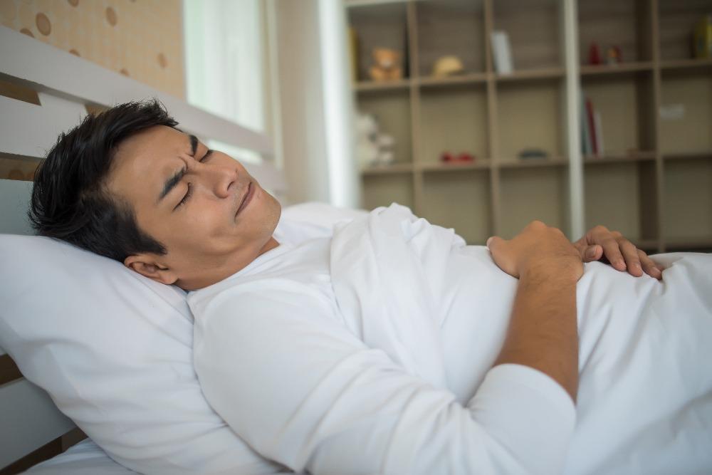 5 Perbedaan Tukak Lambung dan GERD yang Perlu Diketahui