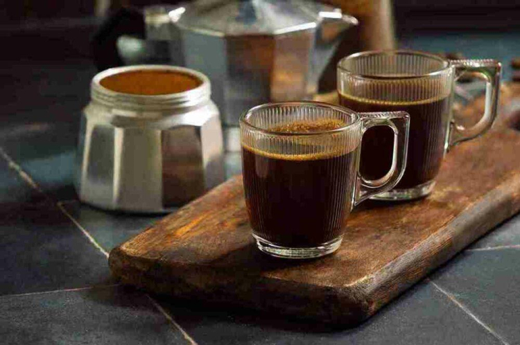 8 Manfaat Americano, Si Hitam Pahit yang Jadi Favorit