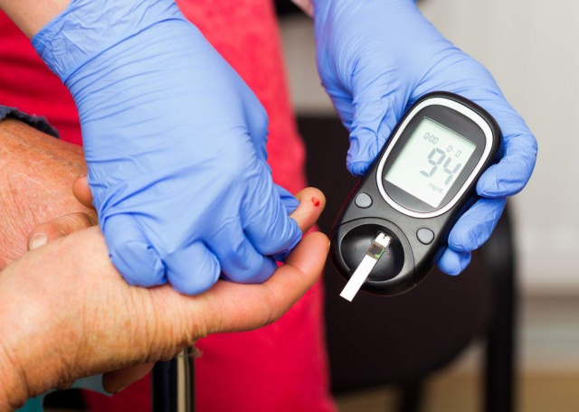 Kadar Gula Darah Normal Usia 40 Tahun dan Cara Menjaganya