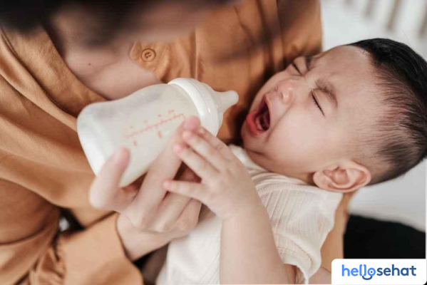 Bayi Tersedak Saat Minum ASI, Apa yang Harus Dilakukan?